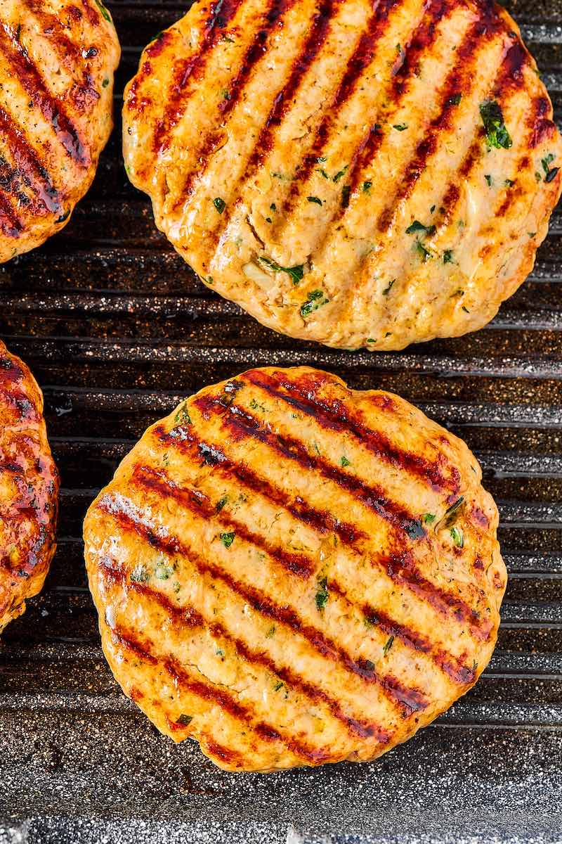 Delicious Grilled Chicken Burger Patty – Food & Snacks