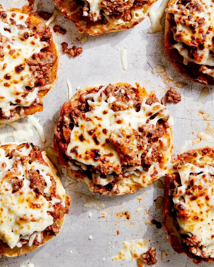 Pizzarella Paradise: A Fusion of Italian Mastery and Burger Bliss ...